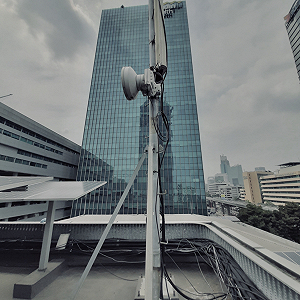 Menara BTS diatas Gedung pemerintah?